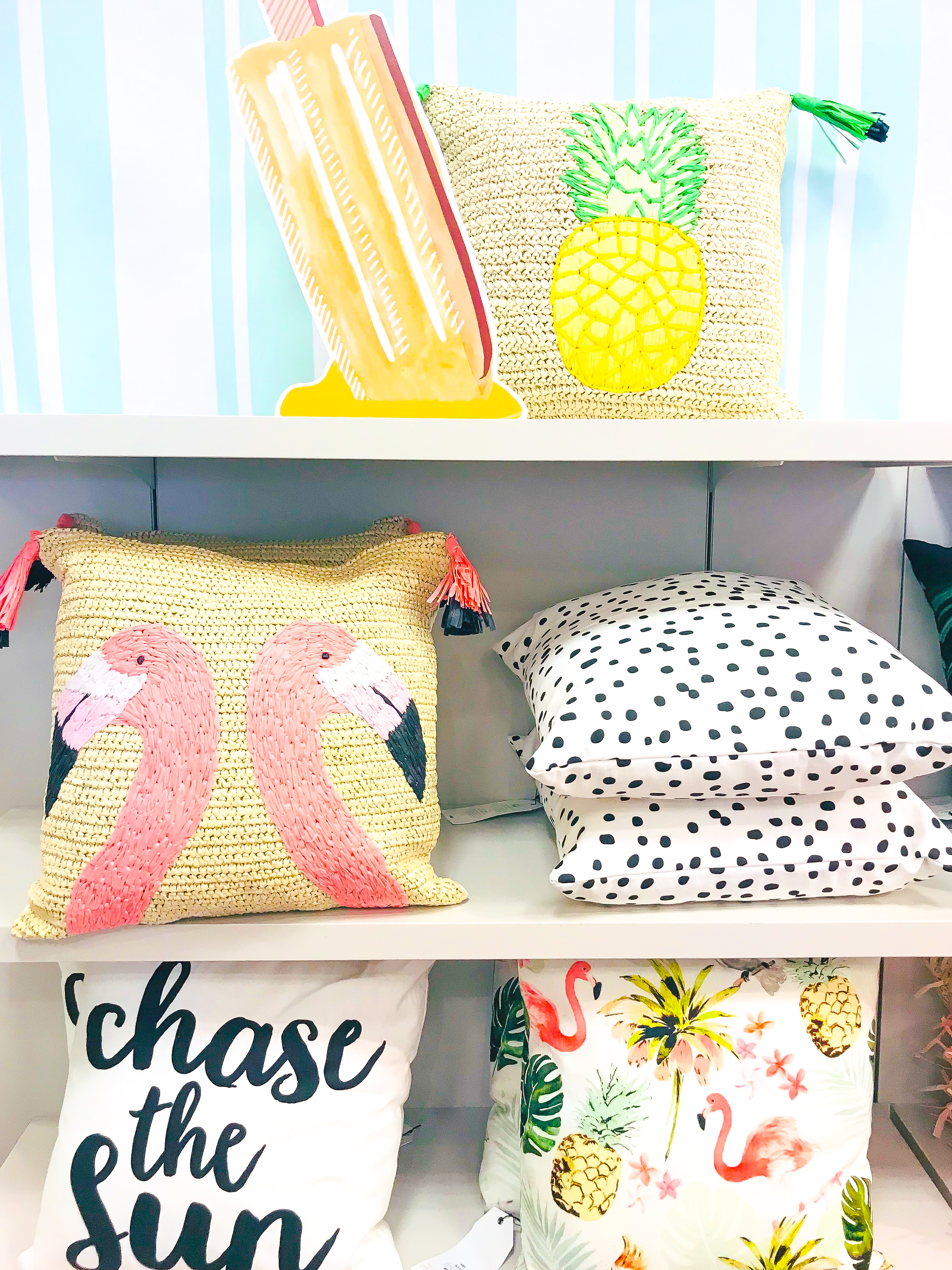 75 Cute Summer Pillows that Wow • 75 Amazing Indoor Outdoor Summer ...