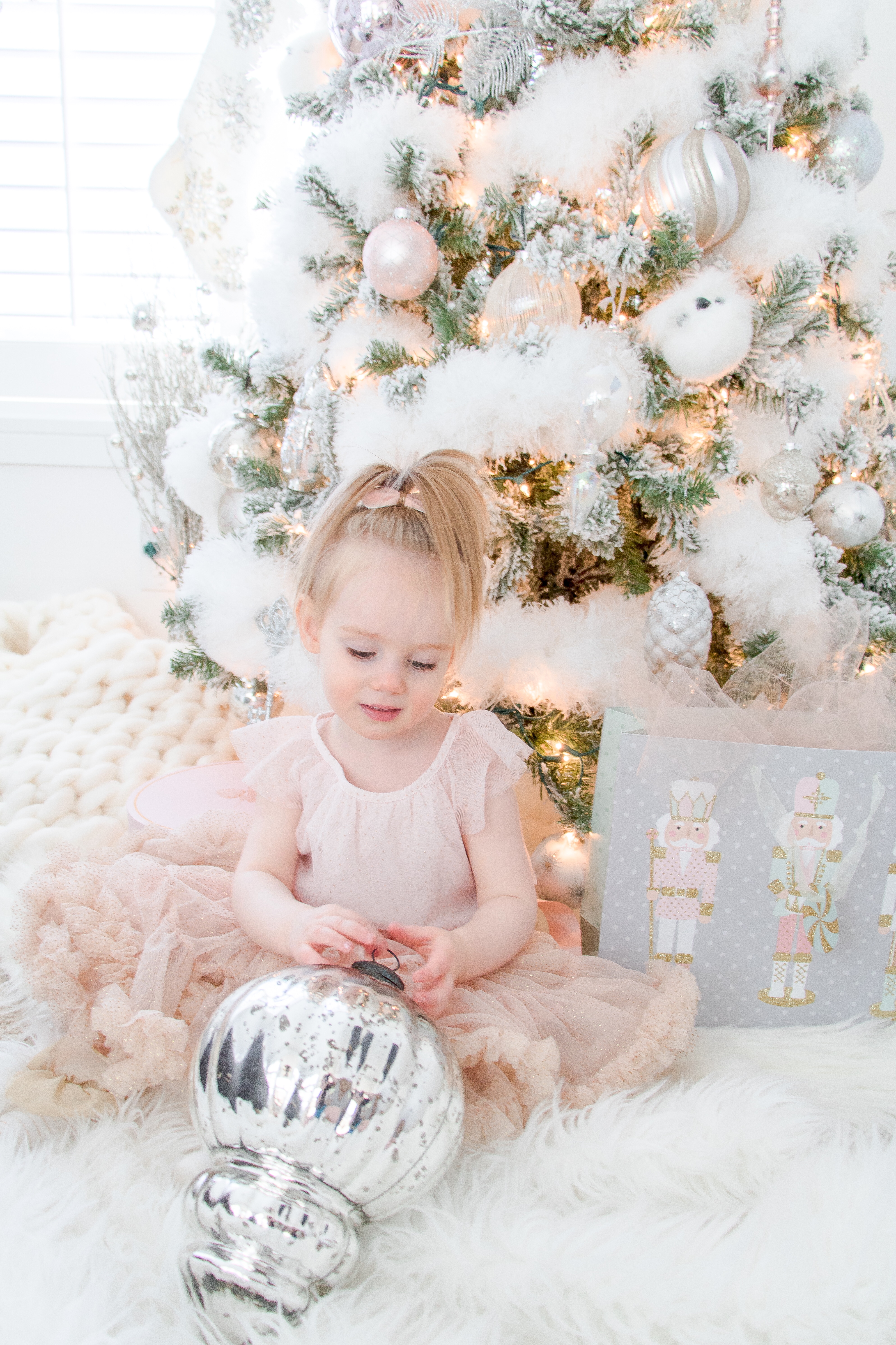 Our White Fluffy Christmas Tree • Snowy Christmas Tree with White ...
