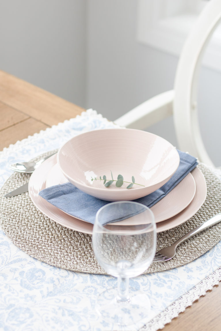 3 Easy Steps to Create a Blush Spring Table Setting • Chandeliers and ...
