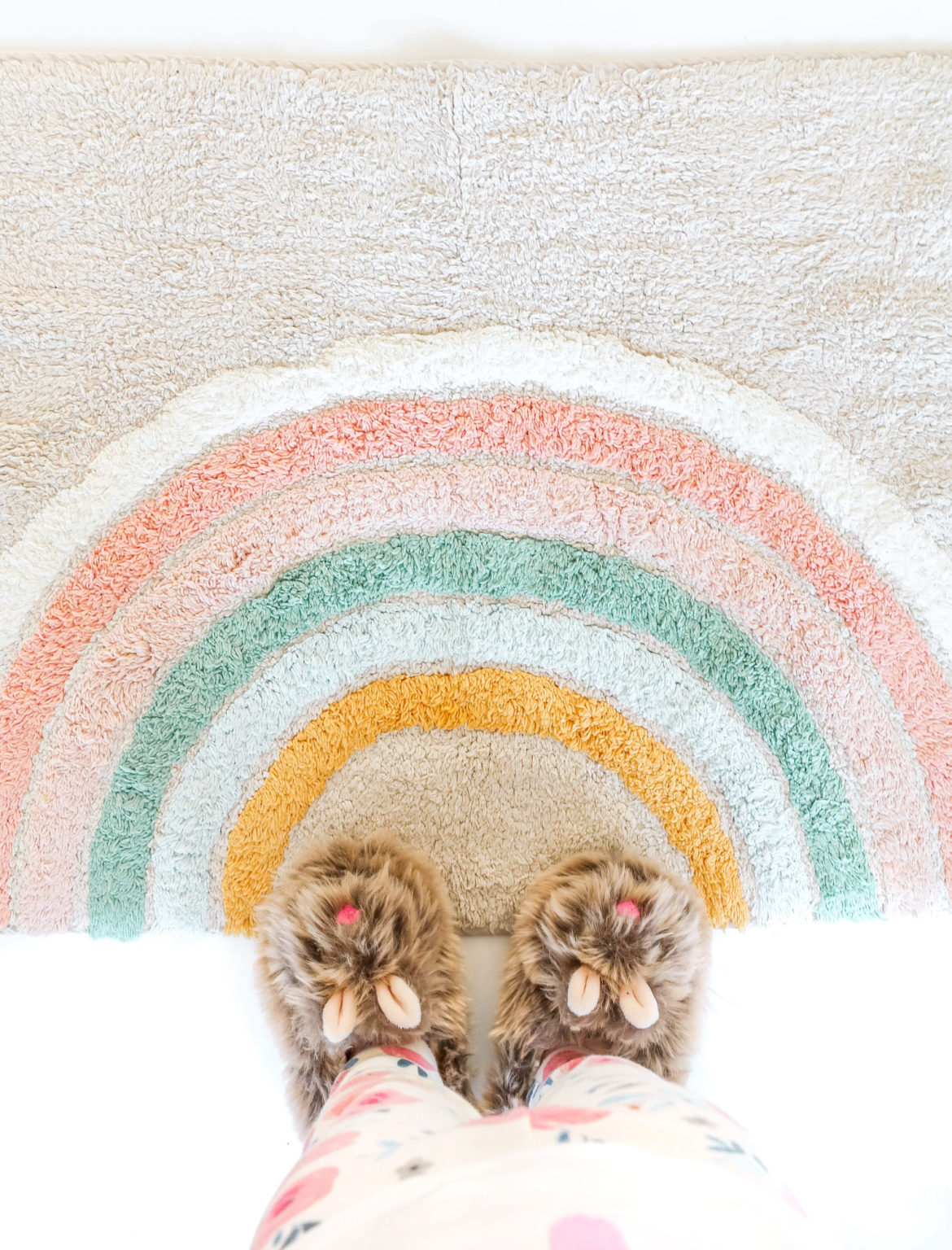 50 Cute Bath Mats That'll Freshen Up Your Bathroom and Make You Smile ...