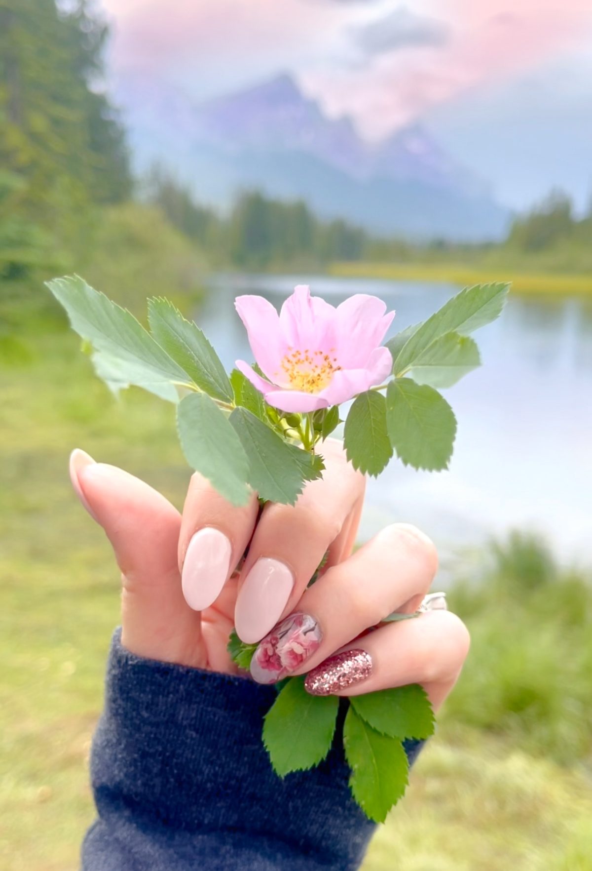 Gel Nail Ideas - 11 Looks for your Next Appointment • Chandeliers and ...