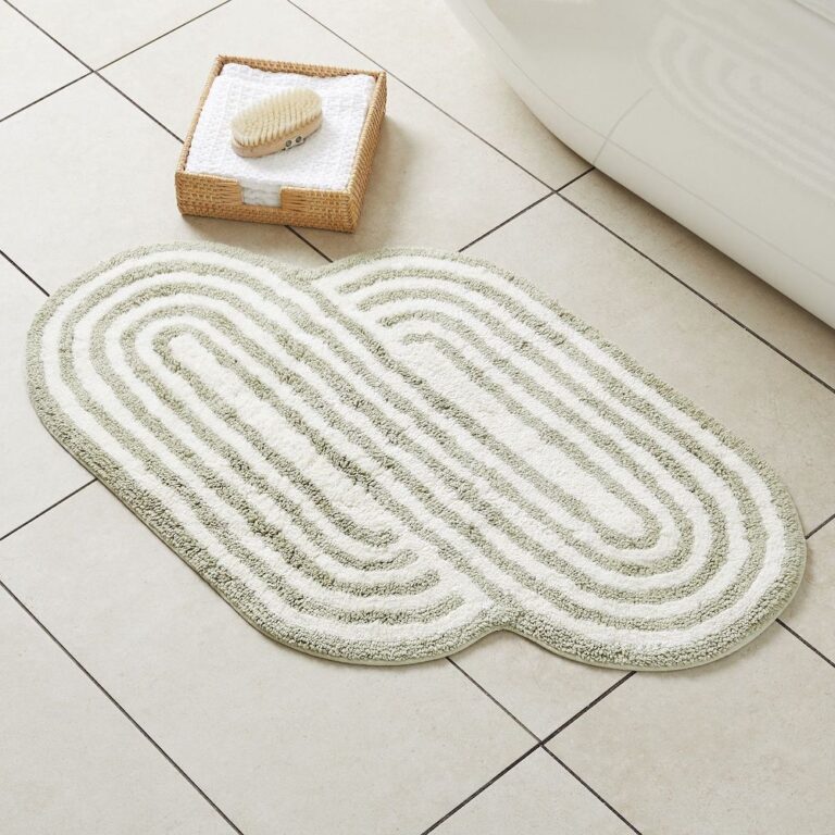 50 Cute Bath Mats That'll Freshen Up Your Bathroom and Make You Smile ...